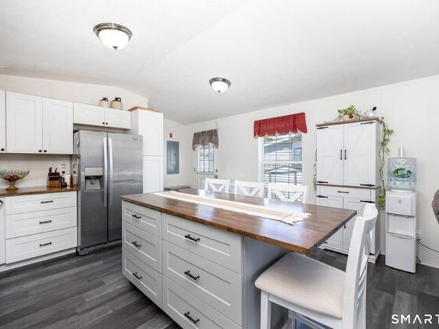 Apache Rd, East Hartford, Property For Sale