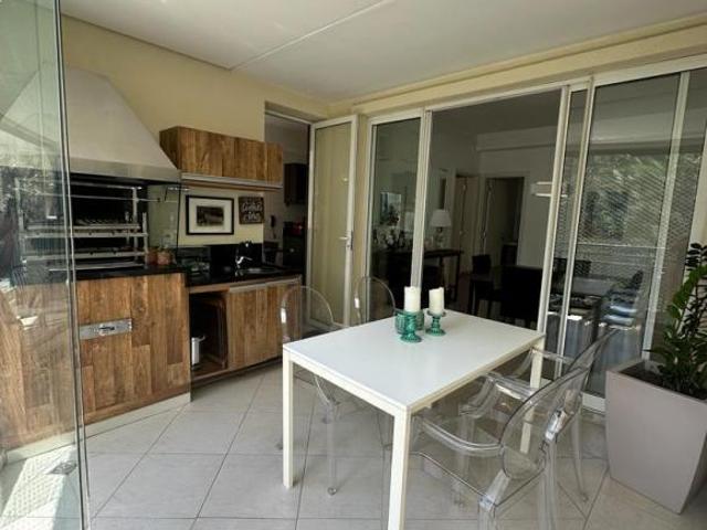 APARATEMNTO A VENDA 200M² TRES SUITES