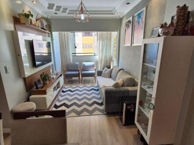 Aparentemento Samambaia Norte, Residencial Palmeiras, 2 Quartos, andar alto, lazer completo, reforma