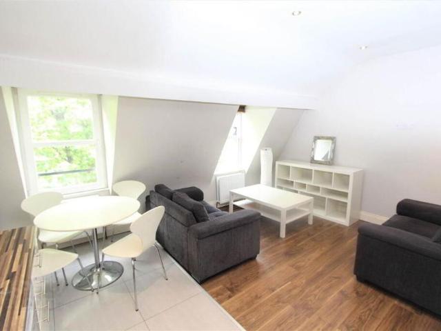 Apartment 3, 108 Stranmillis Road, Belfast, BT9 5AE