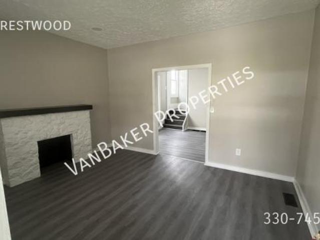 apartment 2 bedroom, Akron OH 44302 DS88031062