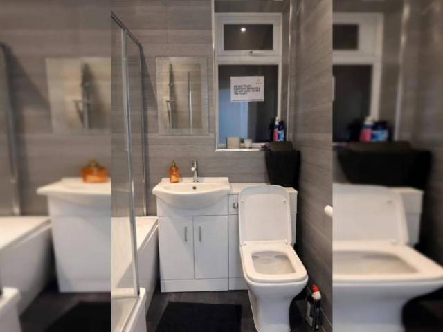 Apartment 3 Bedroom For Rent Manchester Manchester 2800 ES97884279