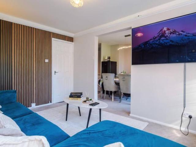 Apartment 3 Bedroom For Rent Manchester Manchester 3080 ELS101794443