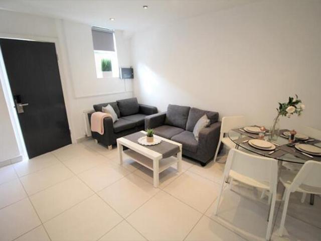 Apartment 3 Bedroom For Rent North Yorkshire North Yorkshire 1621 ES101875643