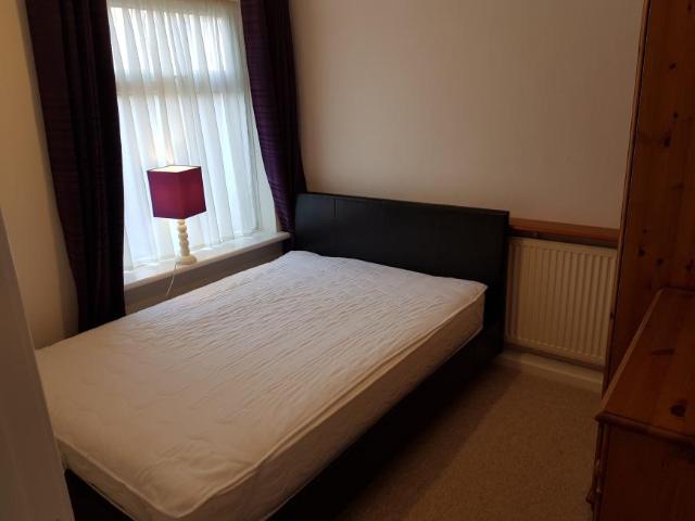 Apartment 3 Bedroom For Rent Edgbaston West Midlands 1339 ELS98286197
