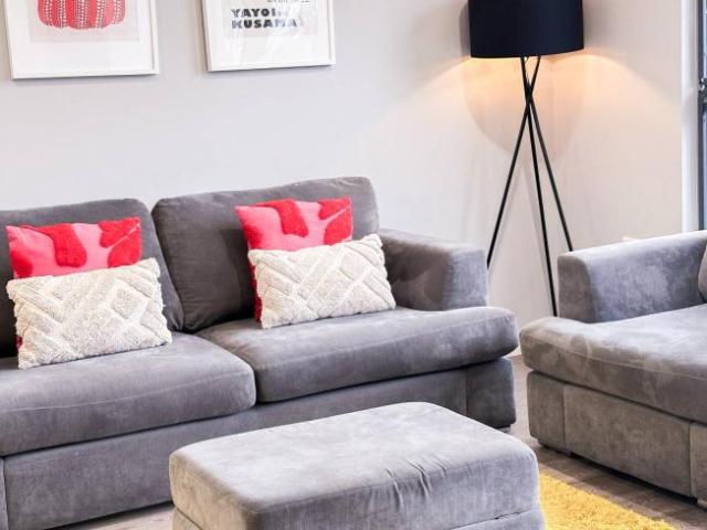Apartment 3 Bedroom For Rent London London 10270 ES101847175