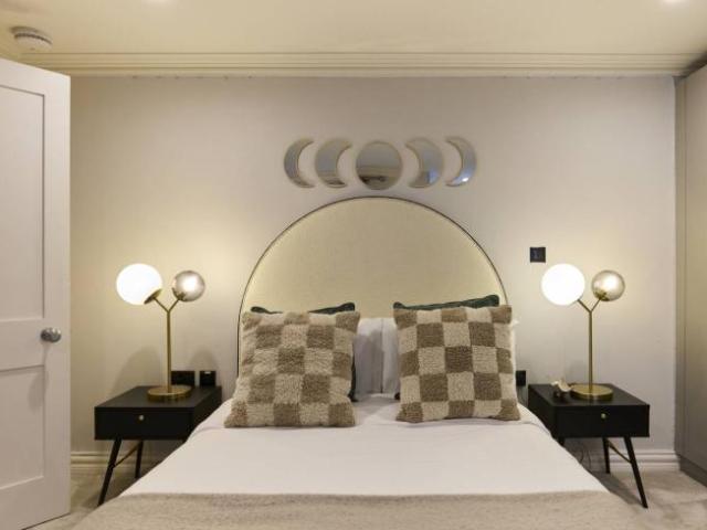 Apartment 3 Bedroom For Rent London London 13570 ES101847366