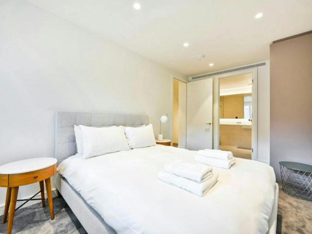 Apartment 3 Bedroom For Rent London London 14663 ES102399221