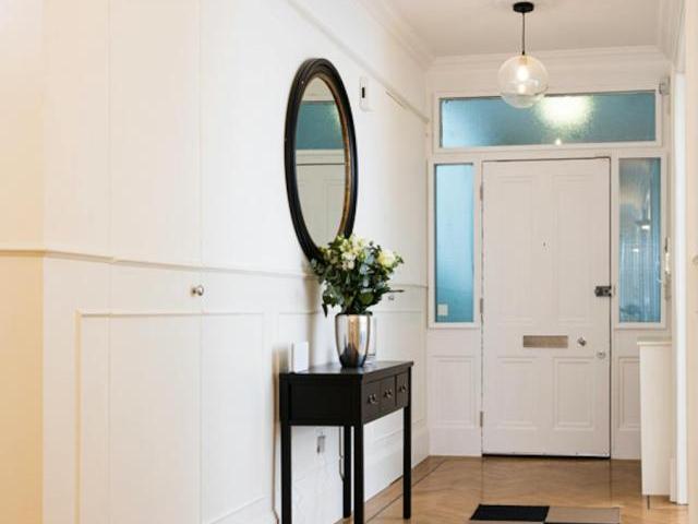 Apartment 3 Bedroom For Rent London London 25000 ELS81269100
