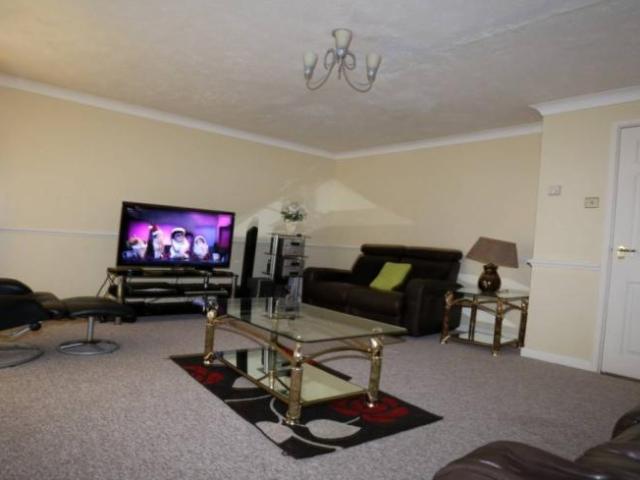 Apartment 3 Bedroom For Rent London London 3200 ES93975888