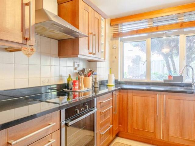 Apartment 3 Bedroom For Rent London London 3485 ES101840848