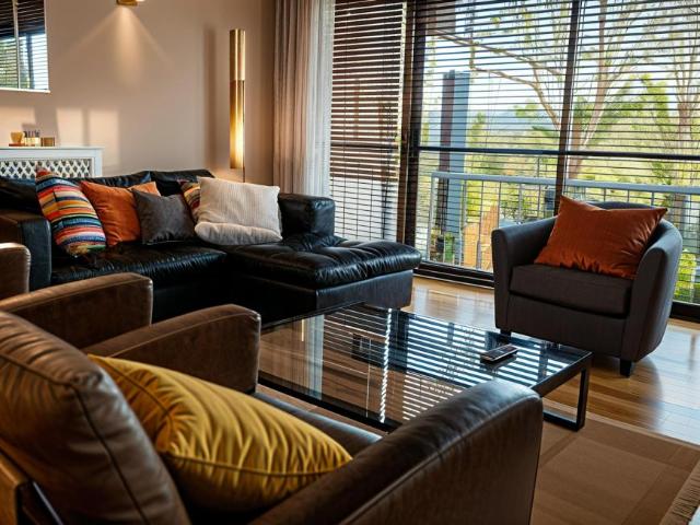 Apartment 3 Bedroom For Rent London London 4988 ELS98889210