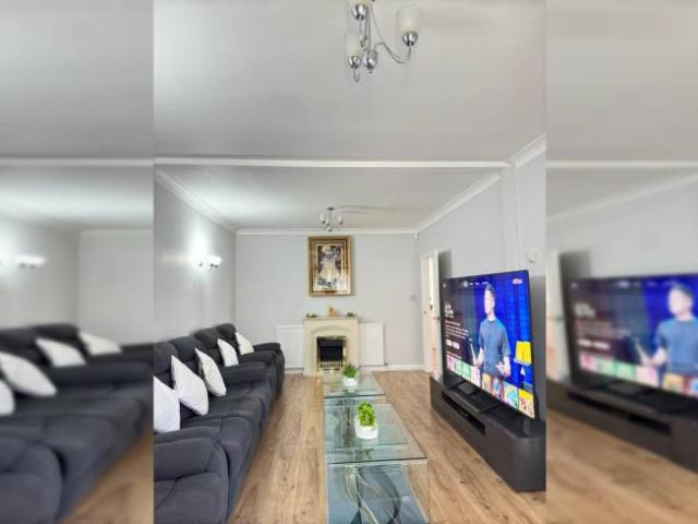 Apartment 3 Bedroom For Rent London London 5000 ELS92107791