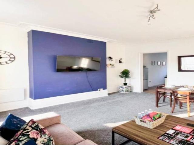 Apartment 3 Bedroom For Rent London London 5000 ELS98675879