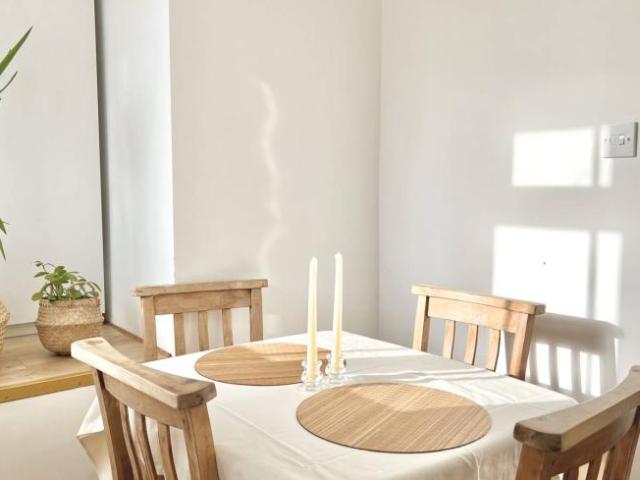 Apartment 3 Bedroom For Rent London London 5000 ELS101834728