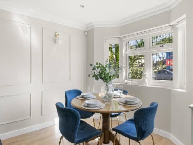 Apartment 3 Bedroom For Rent London London 5000 ES101372390