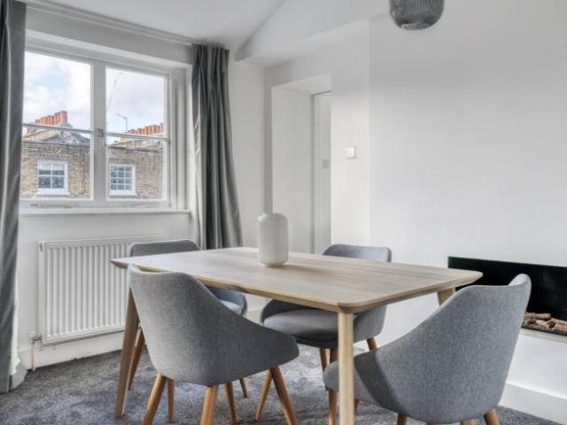 Apartment 3 Bedroom For Rent London London 5780 ELS95625523