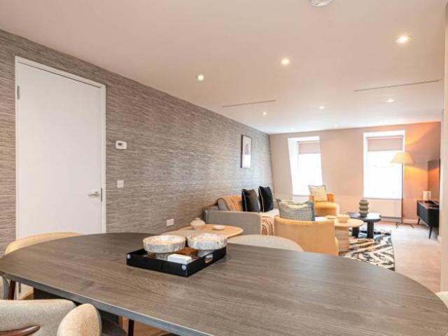 Apartment 3 Bedroom For Rent London London 6230 ELS96179124