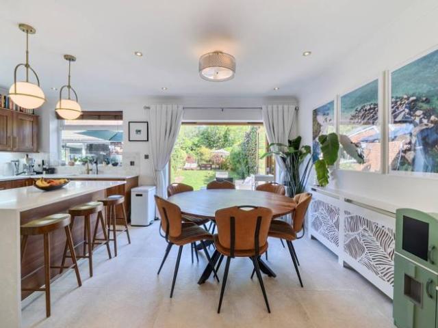 Apartment 3 Bedroom For Rent London London 6500 ES103121449