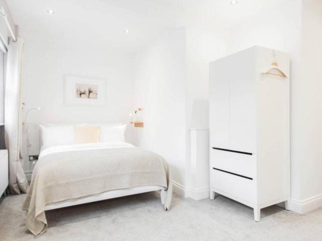 Apartment 3 Bedroom For Rent London London 6675 ELS101814284