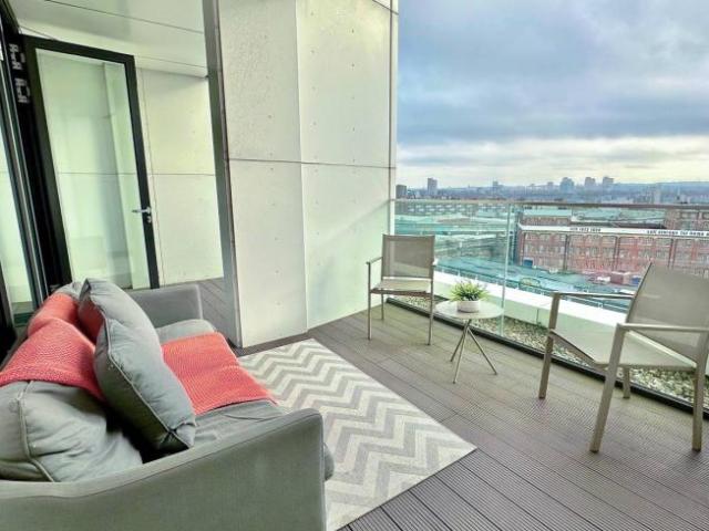 Apartment 3 Bedroom For Rent London London 9700 ES101812099