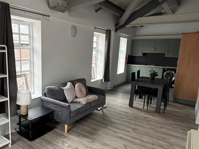 Apartment 3 Bedroom For Rent Sneinton East Midlands 1760 ELS102204384