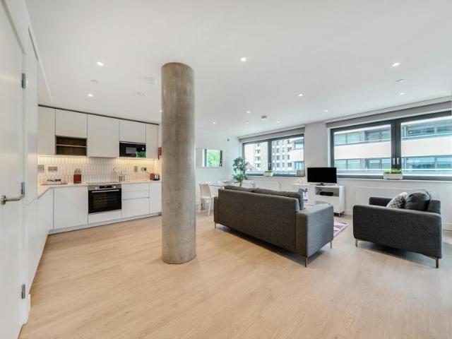 Apartment 3 Bedroom For Rent Wembley Wembley 9844 ES99510994