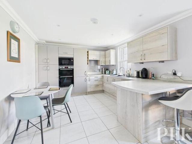 Apartment 3 Bedroom For Sale Cumbria Cumbria 290000 ES100578870