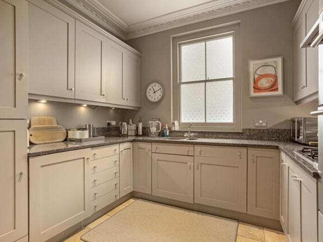 Apartment 3 Bedroom For Sale Cheltenham Gloucestershire 475000 ELS99161974
