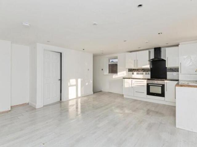 Apartment 3 Bedroom For Sale Clacton Essex 150000 ES99895532