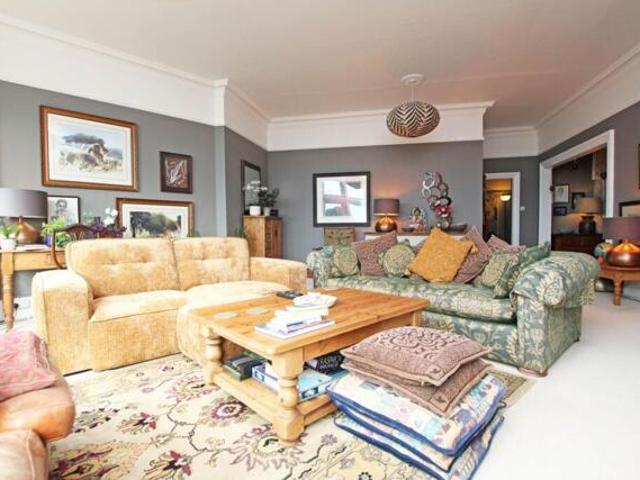 Apartment 3 Bedroom For Sale Eastbourne East Sussex 415000 ES99735924