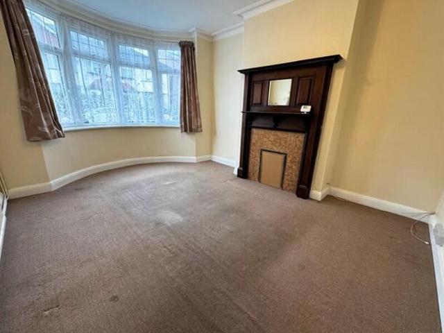 Apartment 3 Bedroom For Sale Finchley Greater London 750000 ELS98386785