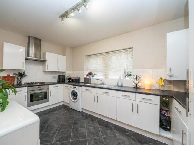 Apartment 3 Bedroom For Sale Hemel Hempstead Hertfordshire 325000 ELS100825155
