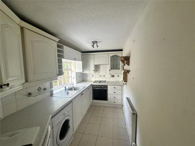 Apartment 3 Bedroom For Sale Totnes Devon 180000 ES98278400