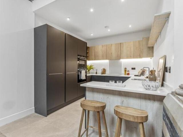 Apartment 3 Bedroom For Sale Watford Hertfordshire 665000 ELS99161982