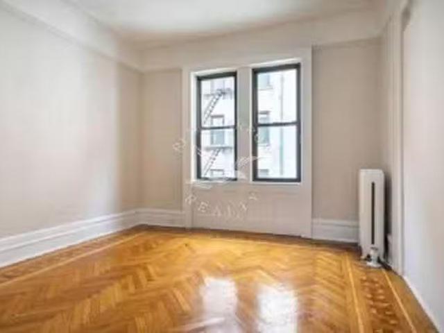 Apartment 3 bedrooms in Harlem West