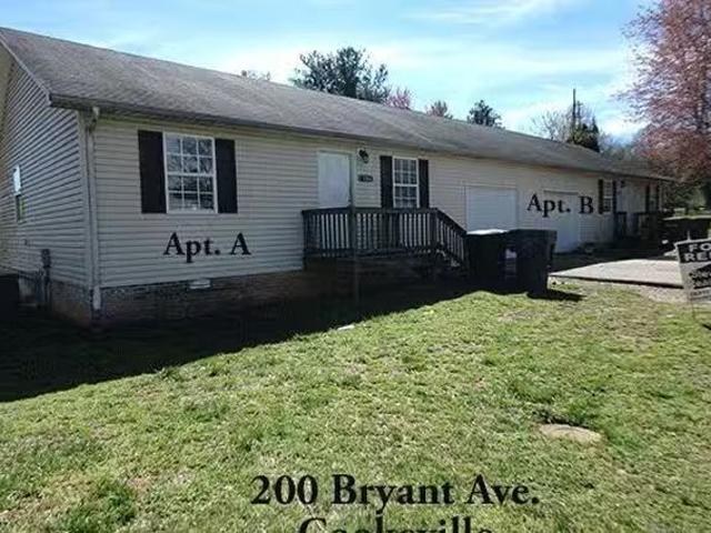 Apartment 3 bedrooms in Putnam Cookeville