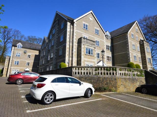 Apartment 3 Fairfield Heights 2 bed flat to rent £1,050 pcm £242 pw