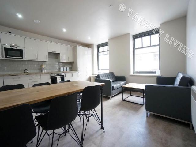 Apartment 102 259 High Street