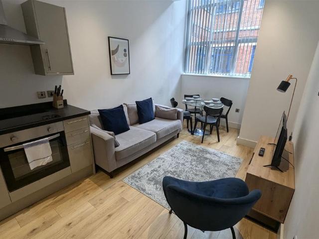 Apartment 10A, 10 Pollard Street M4, 2 bed flat to rent, £1,350 pcm | PrimeLocation
