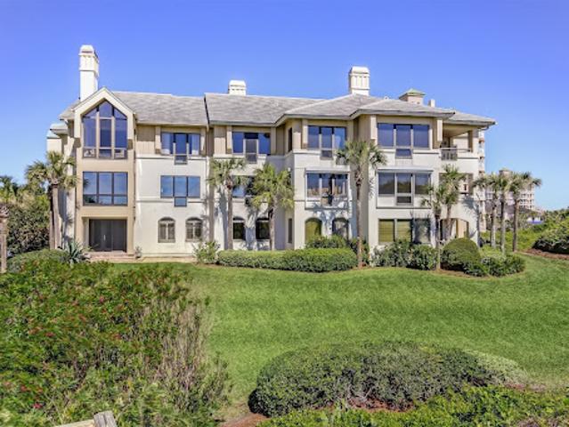 Seaside apartment