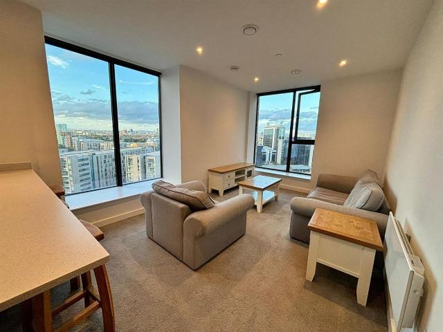 Apartment 11205, 4 Wharf End M17, 2 bed flat to rent, £1,400 pcm | PrimeLocation