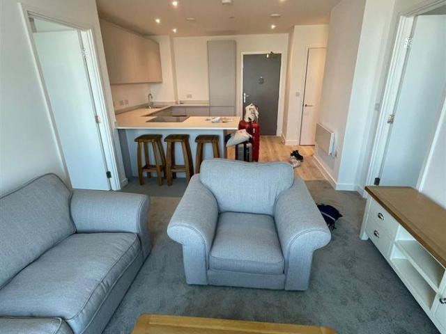 Apartment 11212, 4 Wharf End M17, 2 bed flat to rent, £1,400 pcm | PrimeLocation