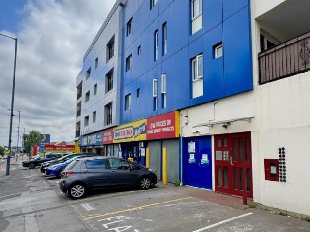 Apartment 16, Oaktree Court, Coventry Road