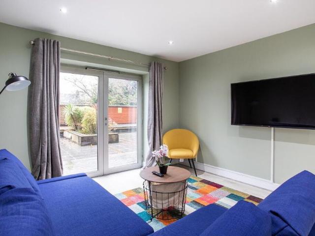 Apartment 17 South Studios 85 Tate's Avenue, Belfast, BT9 7BS