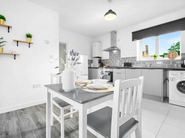 Apartment 1 Bedroom For Rent Cradley Heath Cradley Heath 4600 ES76009481
