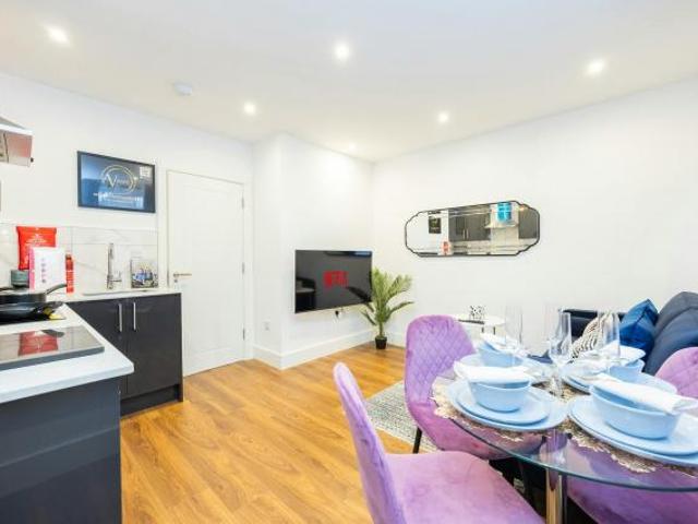 Apartment 1 Bedroom For Rent Croydon Croydon 3249 ES77270068