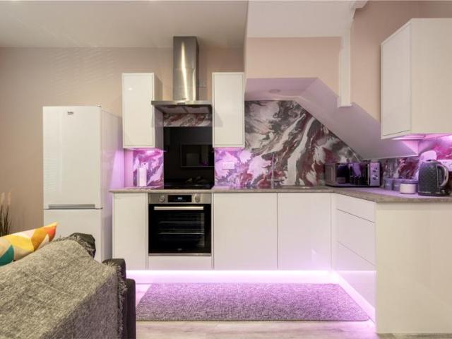Apartment 1 Bedroom For Rent Gillingham Gillingham 2916 ES99384701