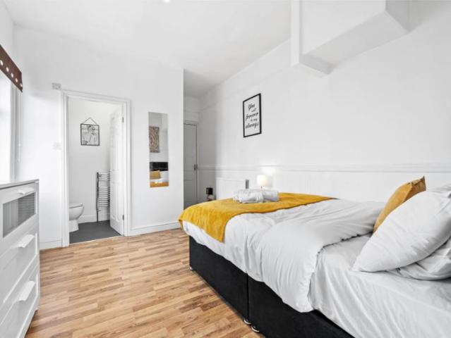 Apartment 1 Bedroom For Rent Leeds Leeds 3204 ES102717761