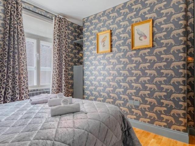 Apartment 1 Bedroom For Rent London London 10155 ES96212105